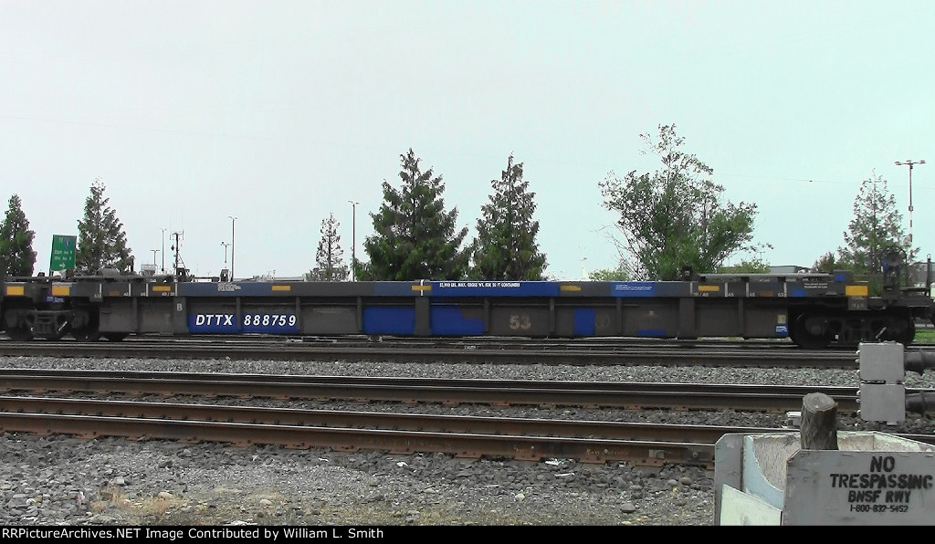 NB Manifest Frt entering Balmer Yard from South lead tracks-35